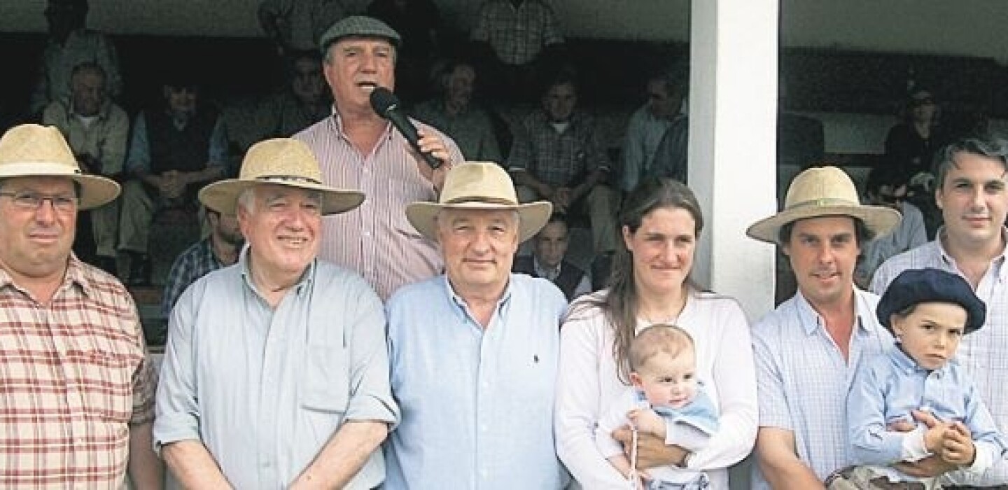 Angus en "Ansina" - EL PAÍS Uruguay