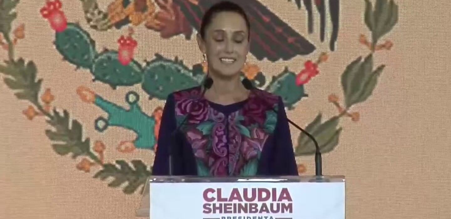 Sheinbaum celebra tras convertirse "en la primera mujer presidenta de ...